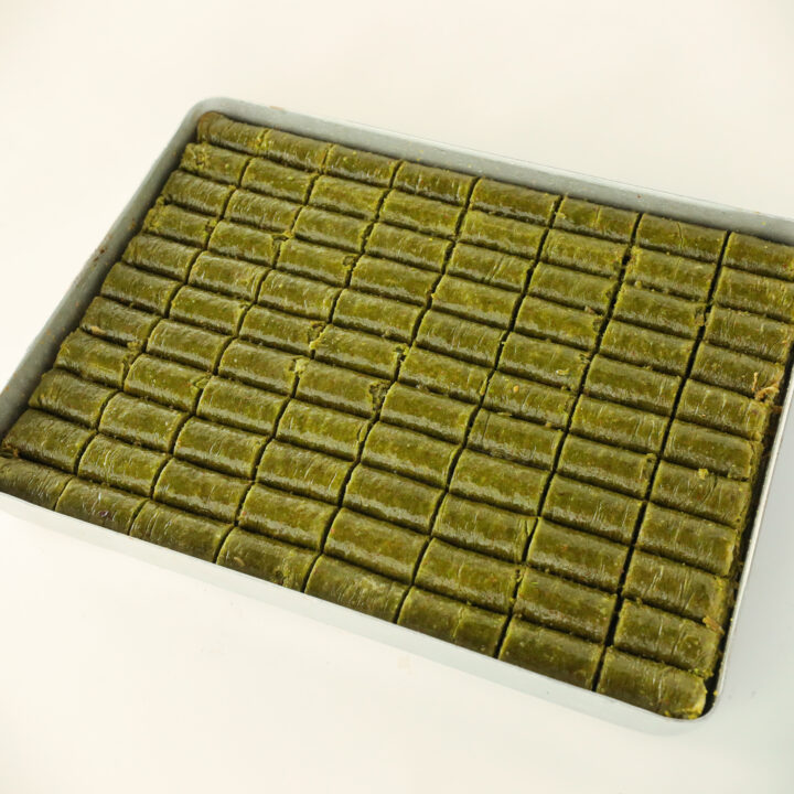 Sarma Fëstëk – Saray Sweets